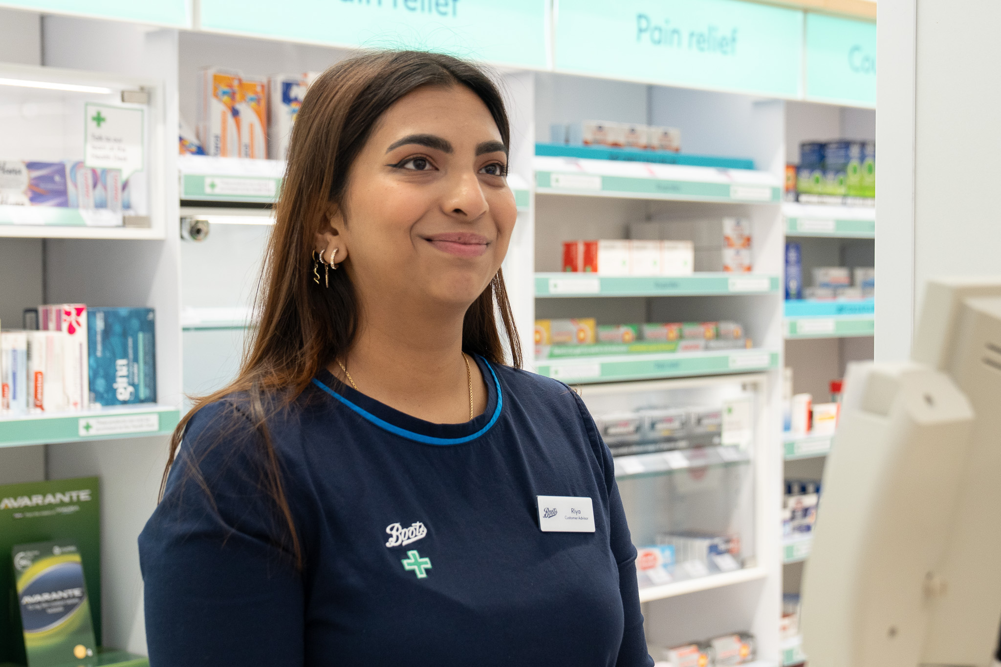 Boots is recruiting over 6,000 in preparation for the festive season